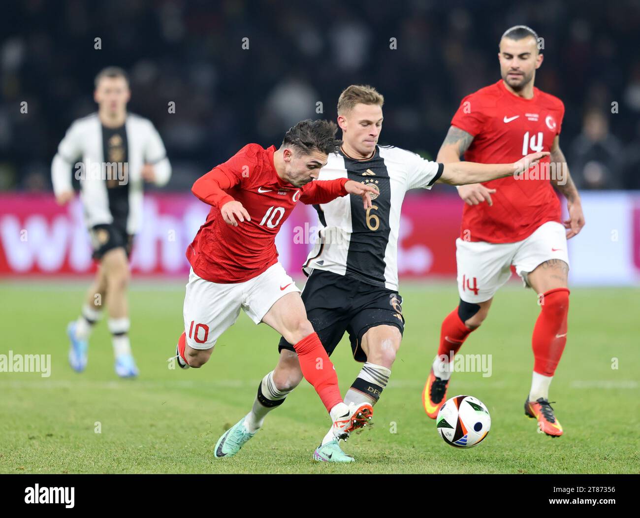 Berlin, Germany. 18th Nov, 2023. Soccer: International match, Germany ...