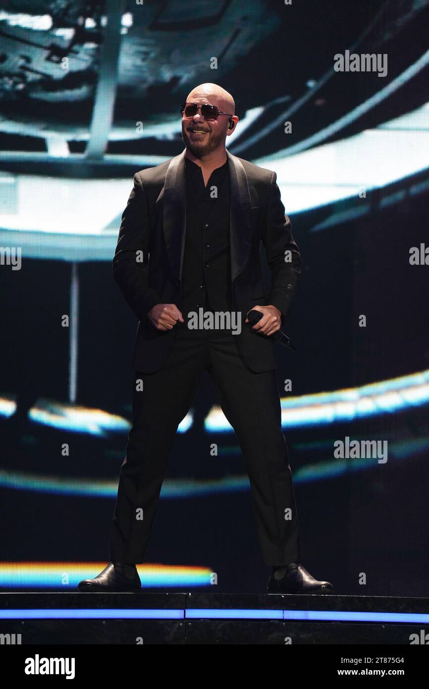 Celebrity showbiz music rapper hi-res stock photography and images - Alamy