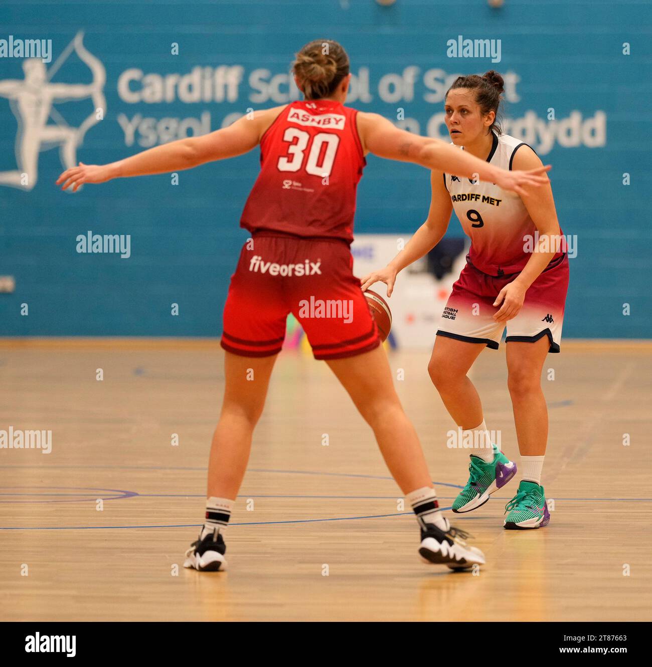 Laura and samantha hi-res stock photography and images - Alamy