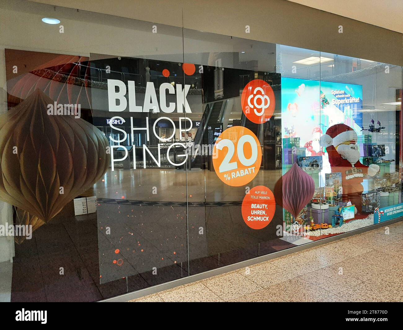 Werbeplakat zu Black Friday/Black Week Hamburg AEZ Hamburg Deutschland ...