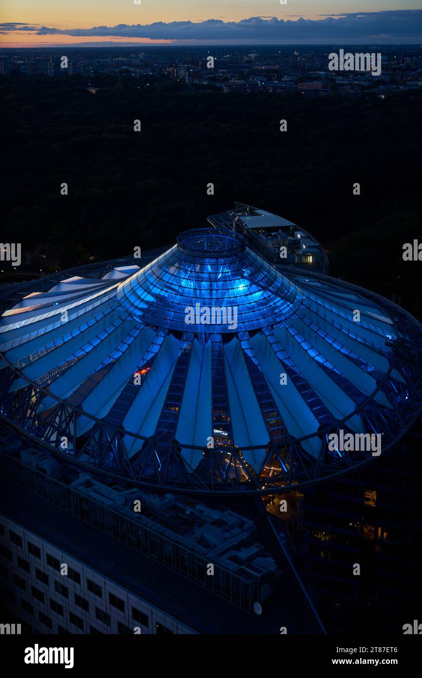 Sony center architecture hi-res stock photography and images - Alamy