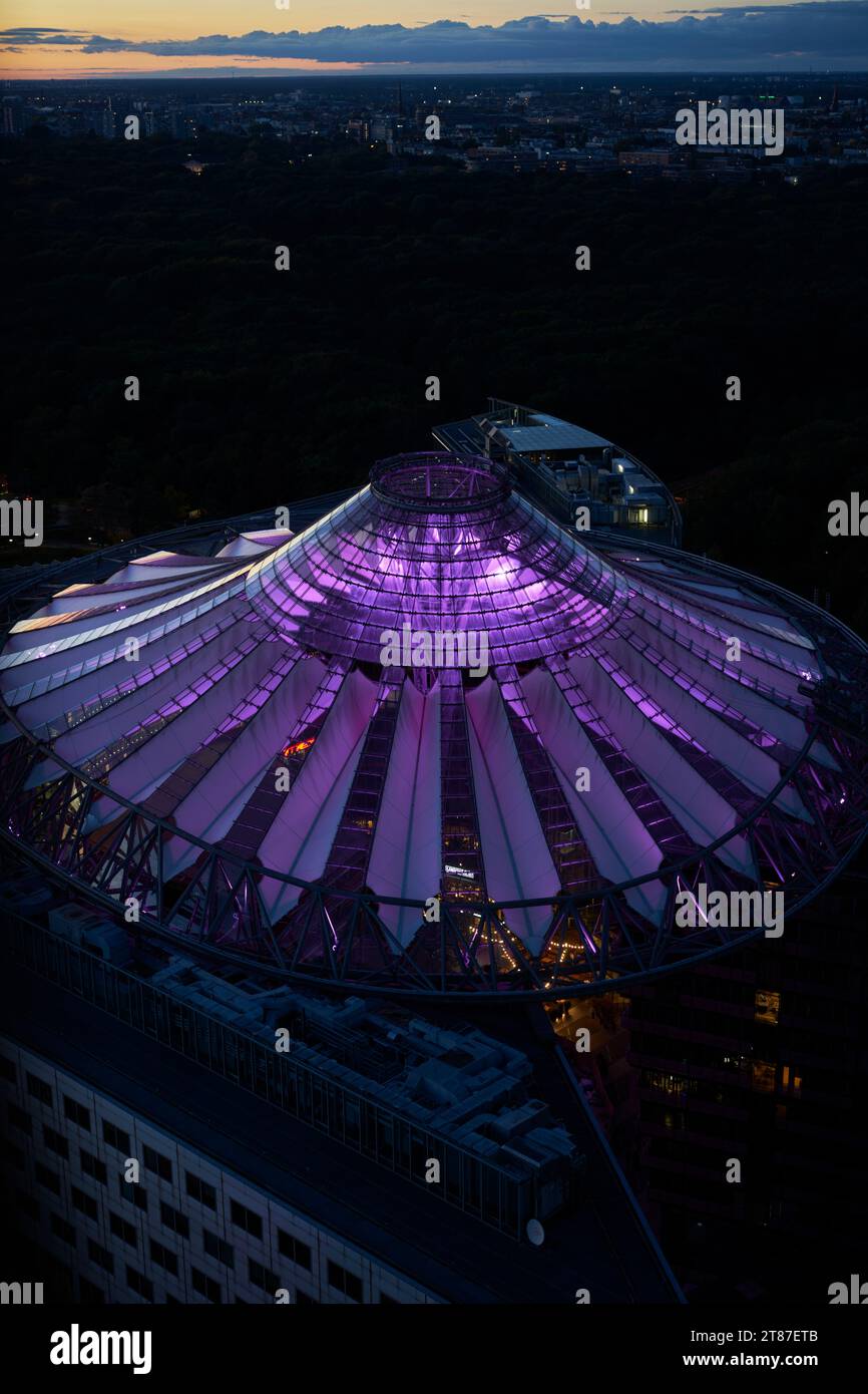 Sony center architecture hi-res stock photography and images - Alamy