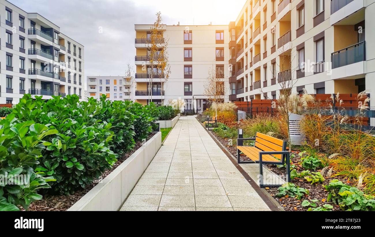 Courtyard in a residential building block of flats Stock Photo - Alamy