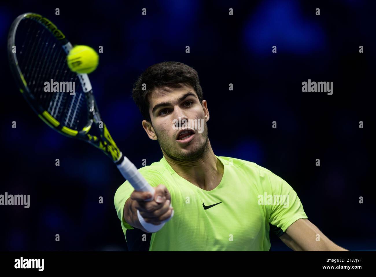Carlos alcaraz forehand hi-res stock photography and images - Alamy