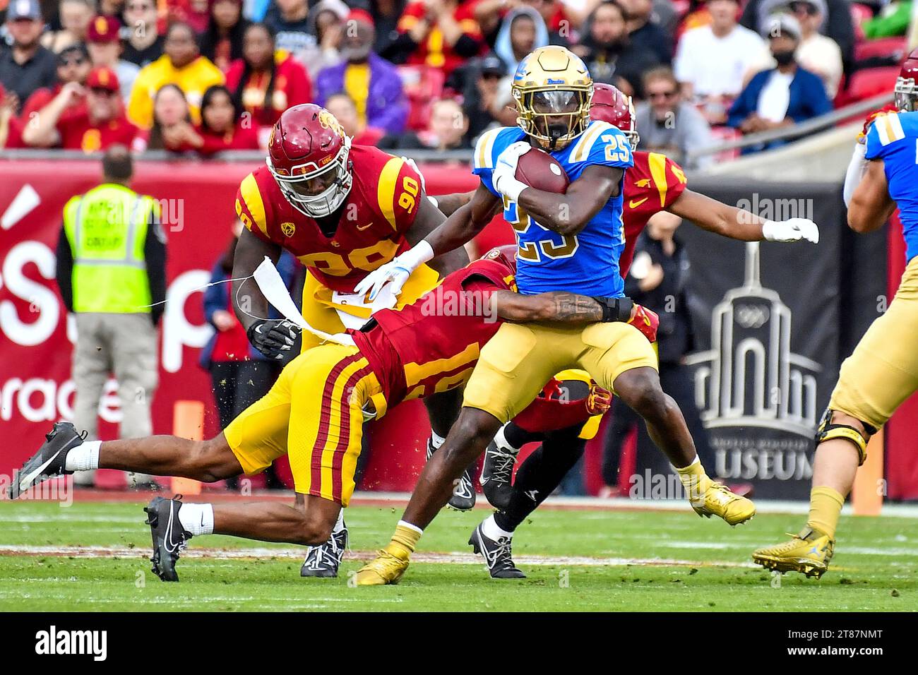 November 18, 2023 Los Angeles, CA.UCLA Bruins running back TJ Harden ...