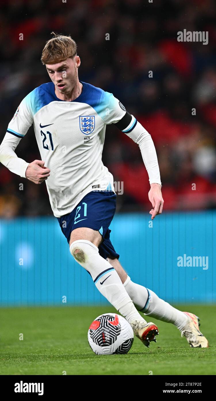 LONDON, ENGLAND - November 17: Cole Palmer of England during the UEFA ...