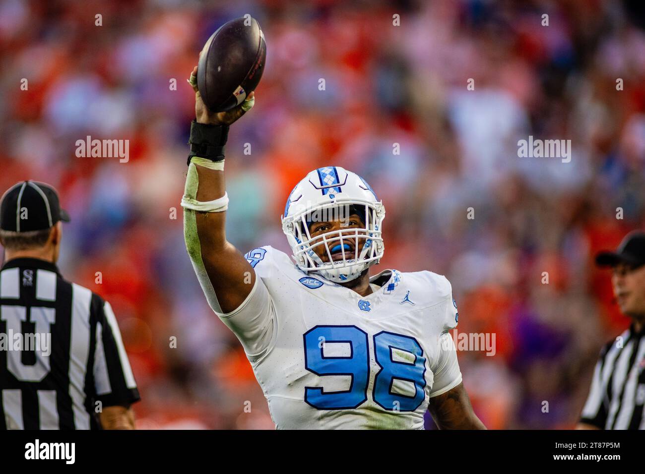 November 18, 2023: North Carolina Tar Heels defensive lineman Kevin ...