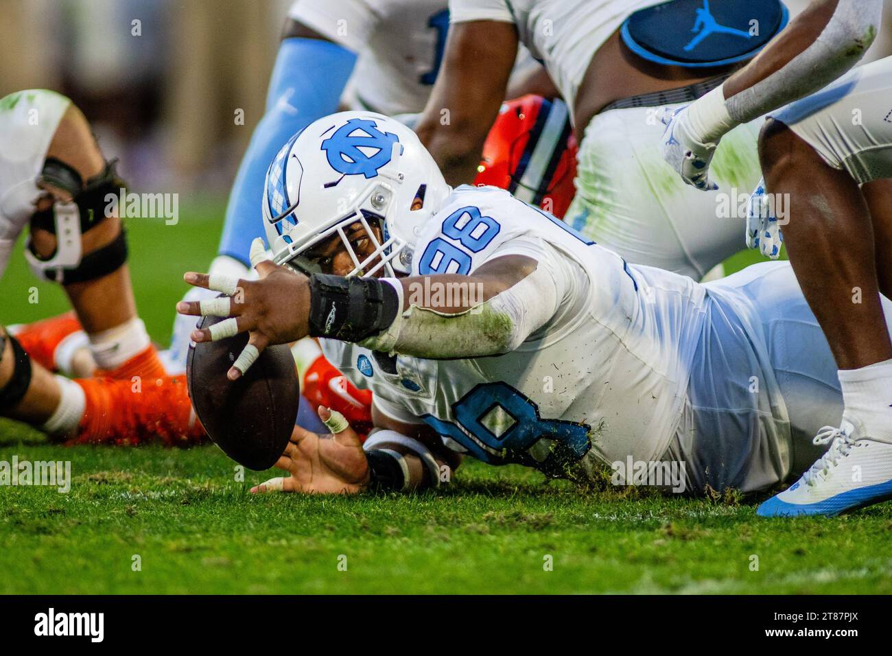 November 18, 2023: North Carolina Tar Heels defensive lineman Kevin ...