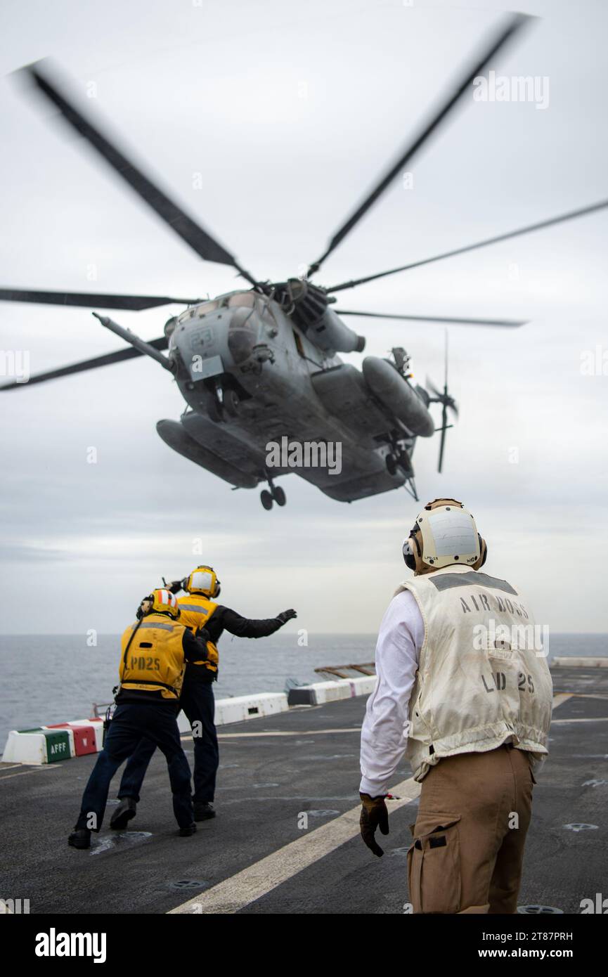 Sailors assigned to San Antonio-class amphibious transport dock ship ...