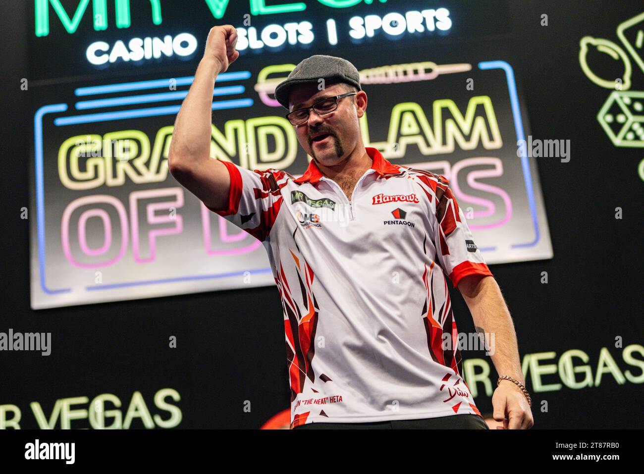 WV Active, Aldersley, Wolverhampton, UK. 18th Nov, 2023. 2023 PDC Grand ...