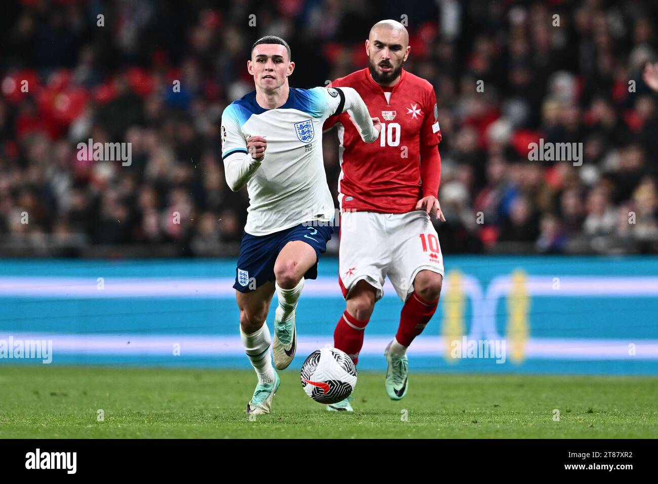 LONDON, ENGLAND - November 17: Phil Foden of England and Teddy Teuma of ...