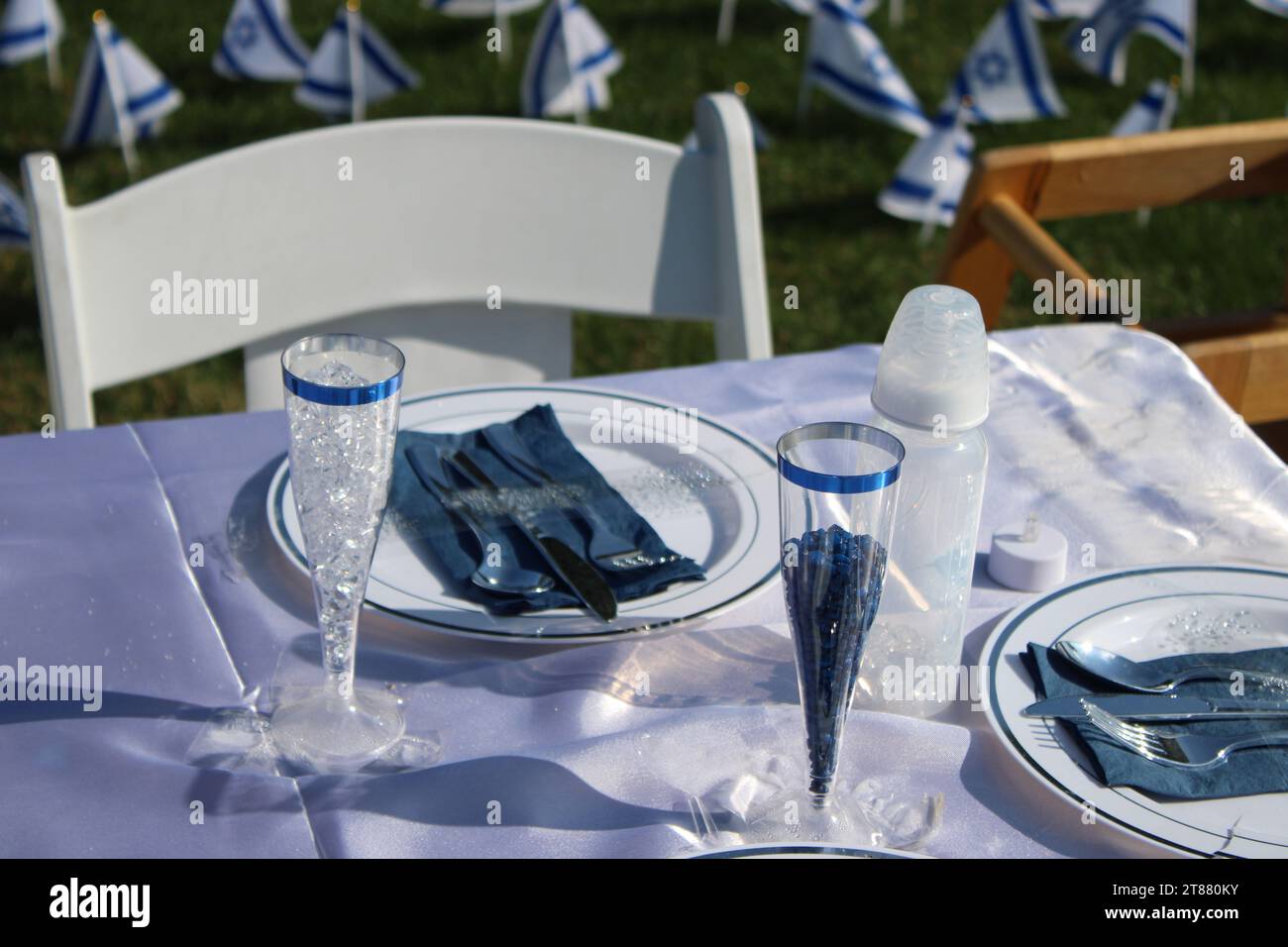 Shabbat Table Set for Hostages with Israeli flag for 1400 murdered ...