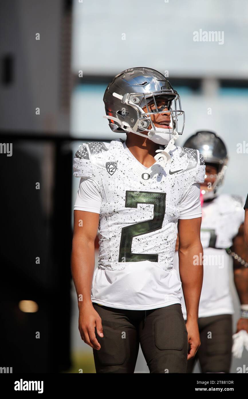 November 18, 2023: Wide receiver Gary Bryant Jr. (2) of the Oregon ...