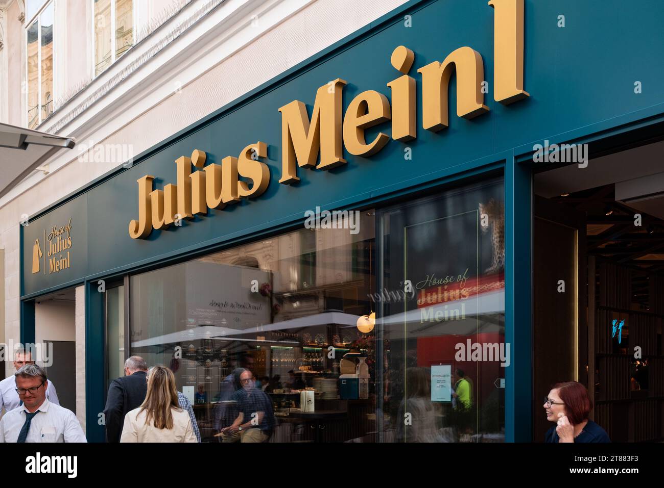 Meinl logo hi-res stock photography and images - Alamy