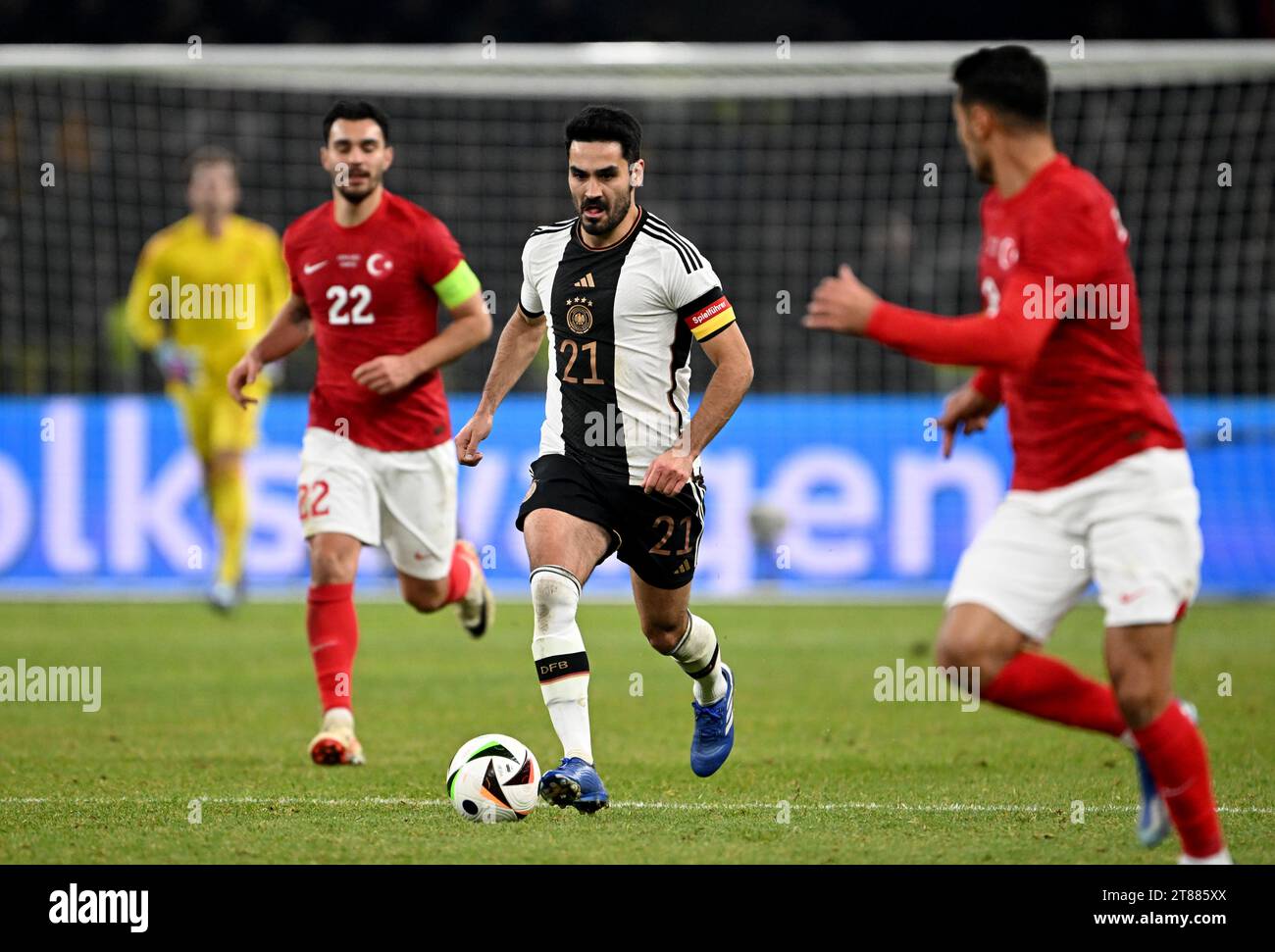 Berlin, Germany. 19th Nov, 2023. Soccer: International match, Germany ...