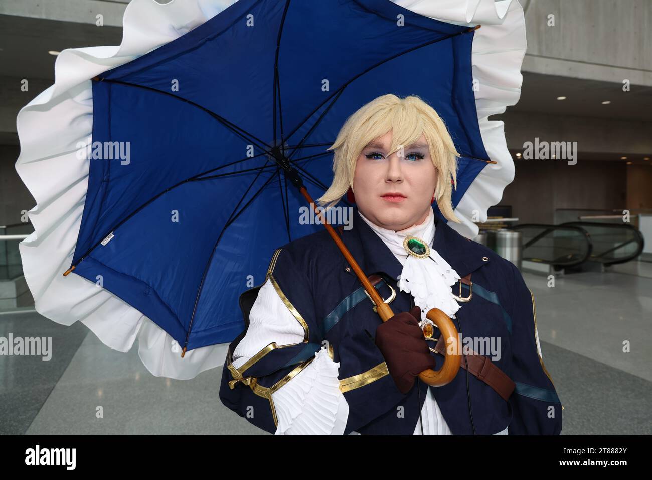 Cosplayer River from New Jersey is dressed as Violet Evergarden for the ...
