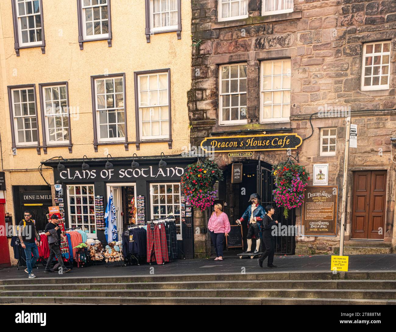 EDINBURGH, SCOTLAND - September 7 2023: The Royal Mile runs between two ...