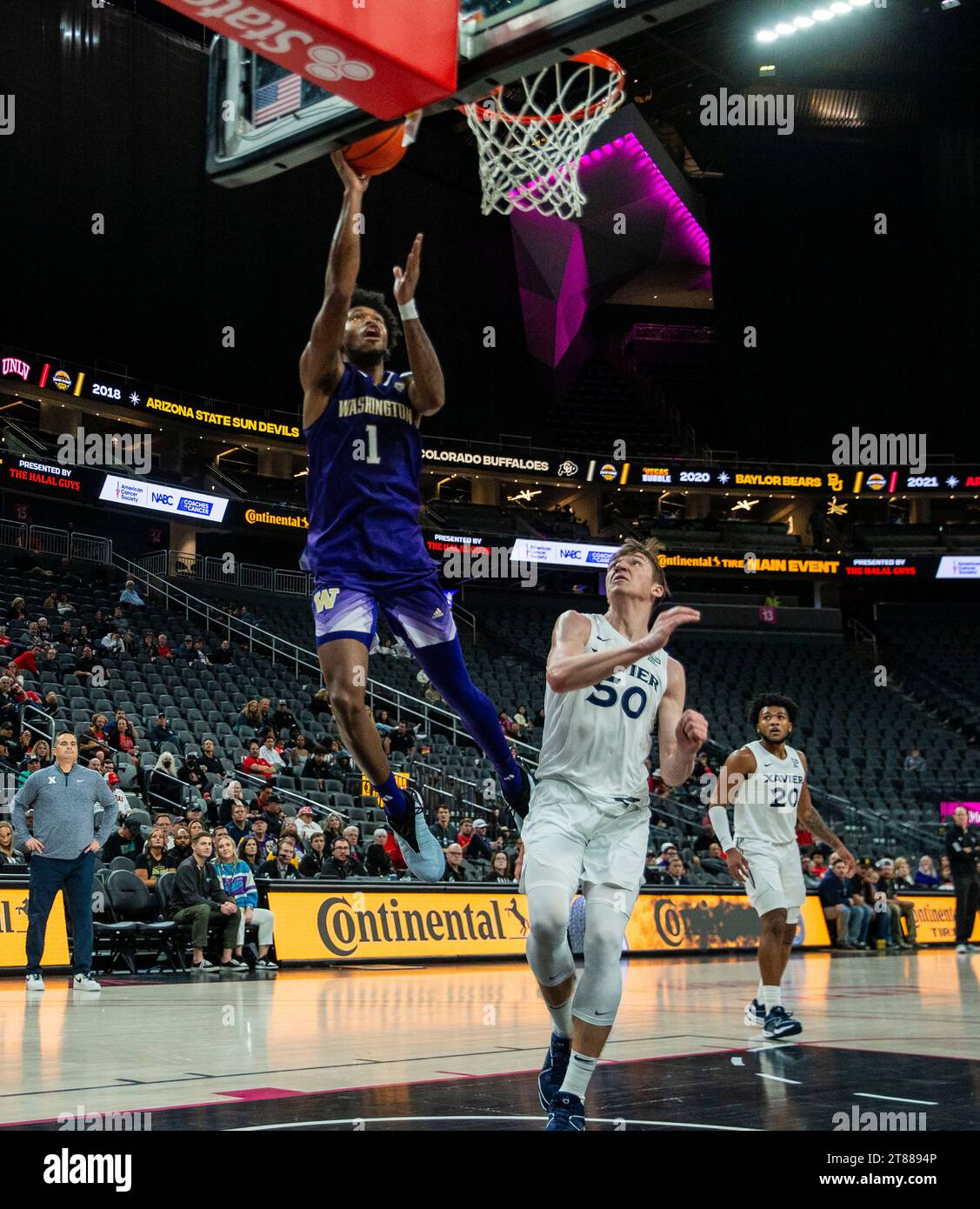 November 17 2023 Las Vegas, NV U.S.A. Washington forward Keion Brooks ...