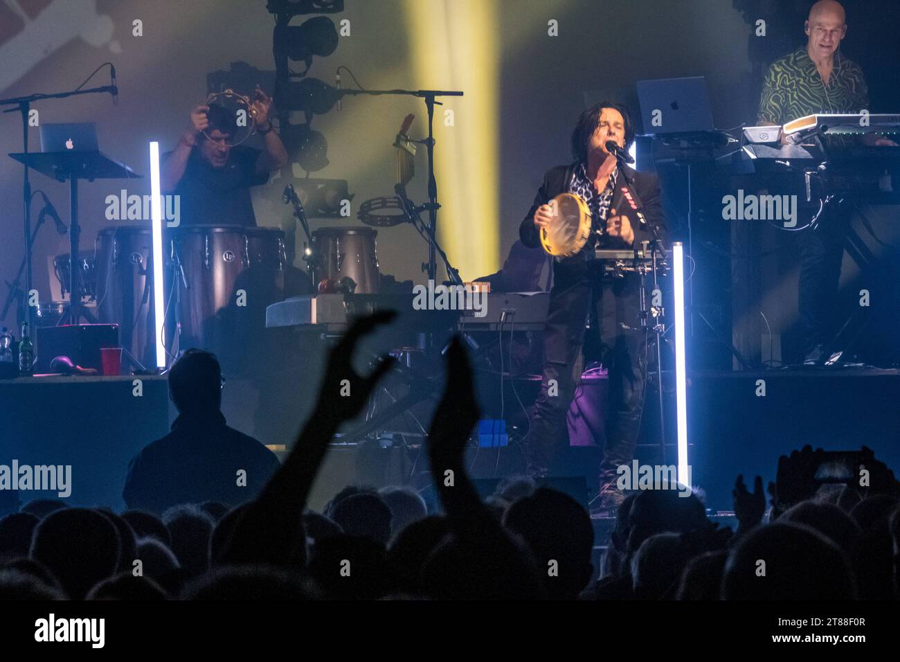 Die britische Neo-Prog Rock Band Marillion live in Leipzig. Die Band ...