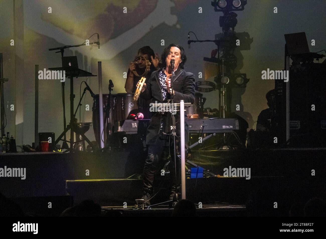 Die britische Neo-Prog Rock Band Marillion live in Leipzig. Die Band ...