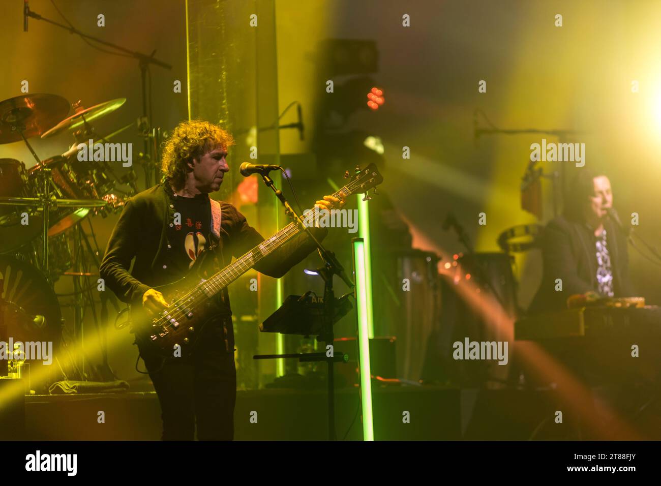 Die britische Neo-Prog Rock Band Marillion live in Leipzig. Die Band ...