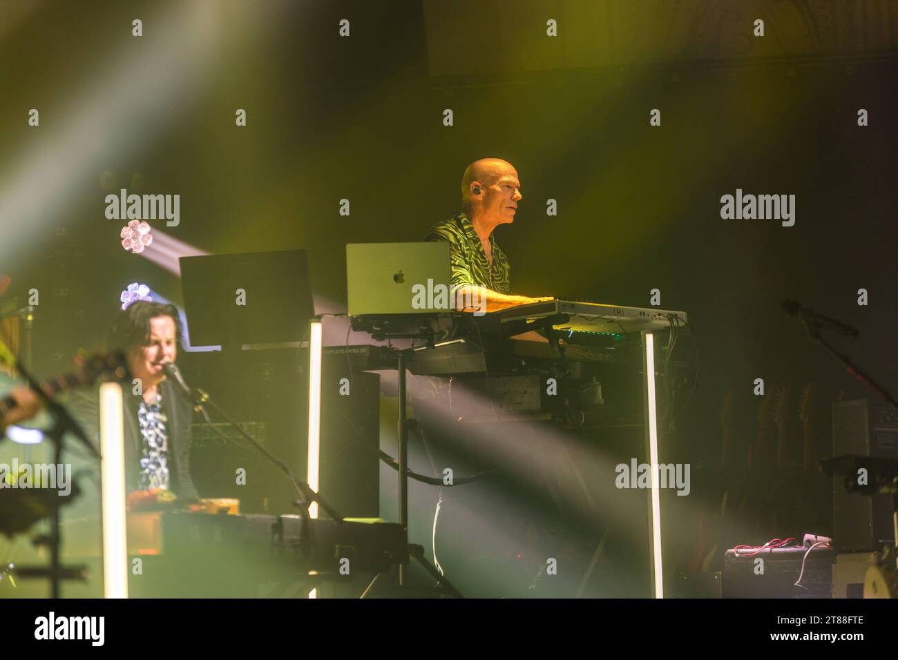 Die britische Neo-Prog Rock Band Marillion live in Leipzig. Die Band ...