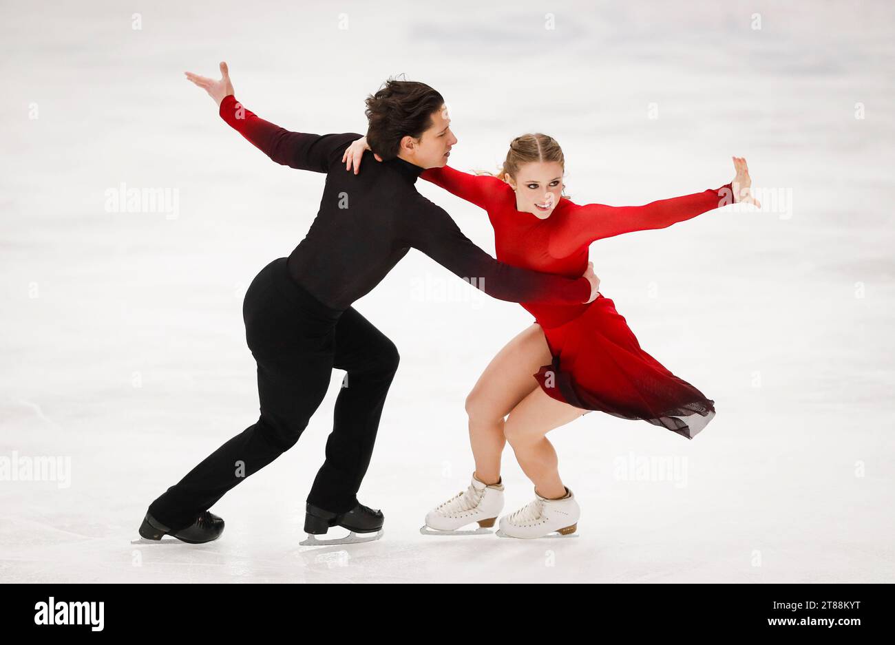 Espoo, Finland. 18th Nov, 2023. Emilea Zingas (R)/Vadym Kolesnik of the ...