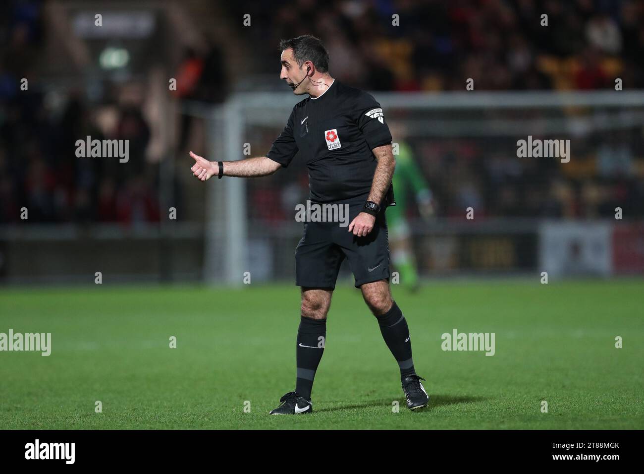 Referee paul marsden hi-res stock photography and images - Alamy