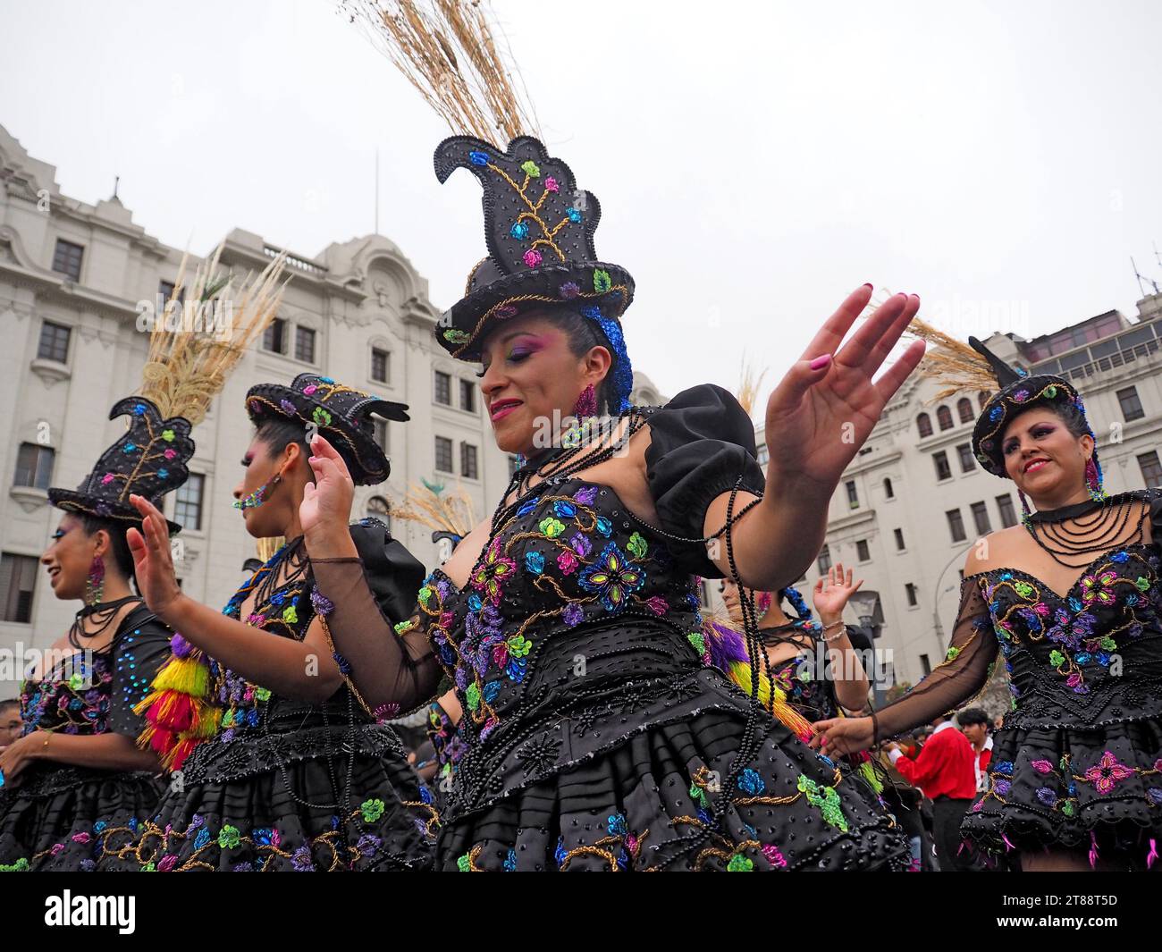 Lima, Peru. 18th Nov, 2023. Dancing women wearing traditional costumes ...