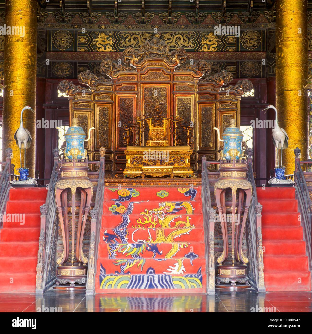 Emperors throne imperial palace hi-res stock photography and images - Alamy
