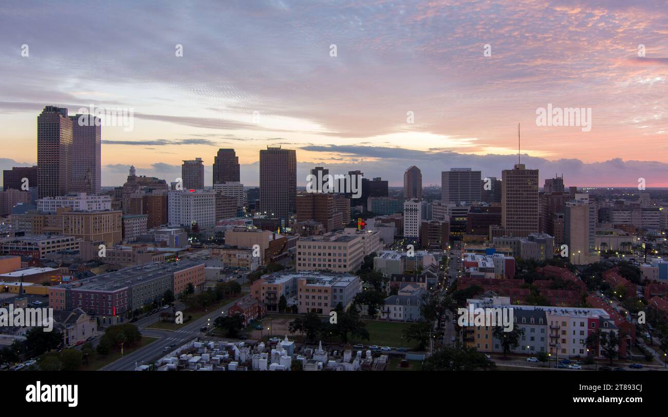 Drone downtown hi-res stock photography and images - Alamy