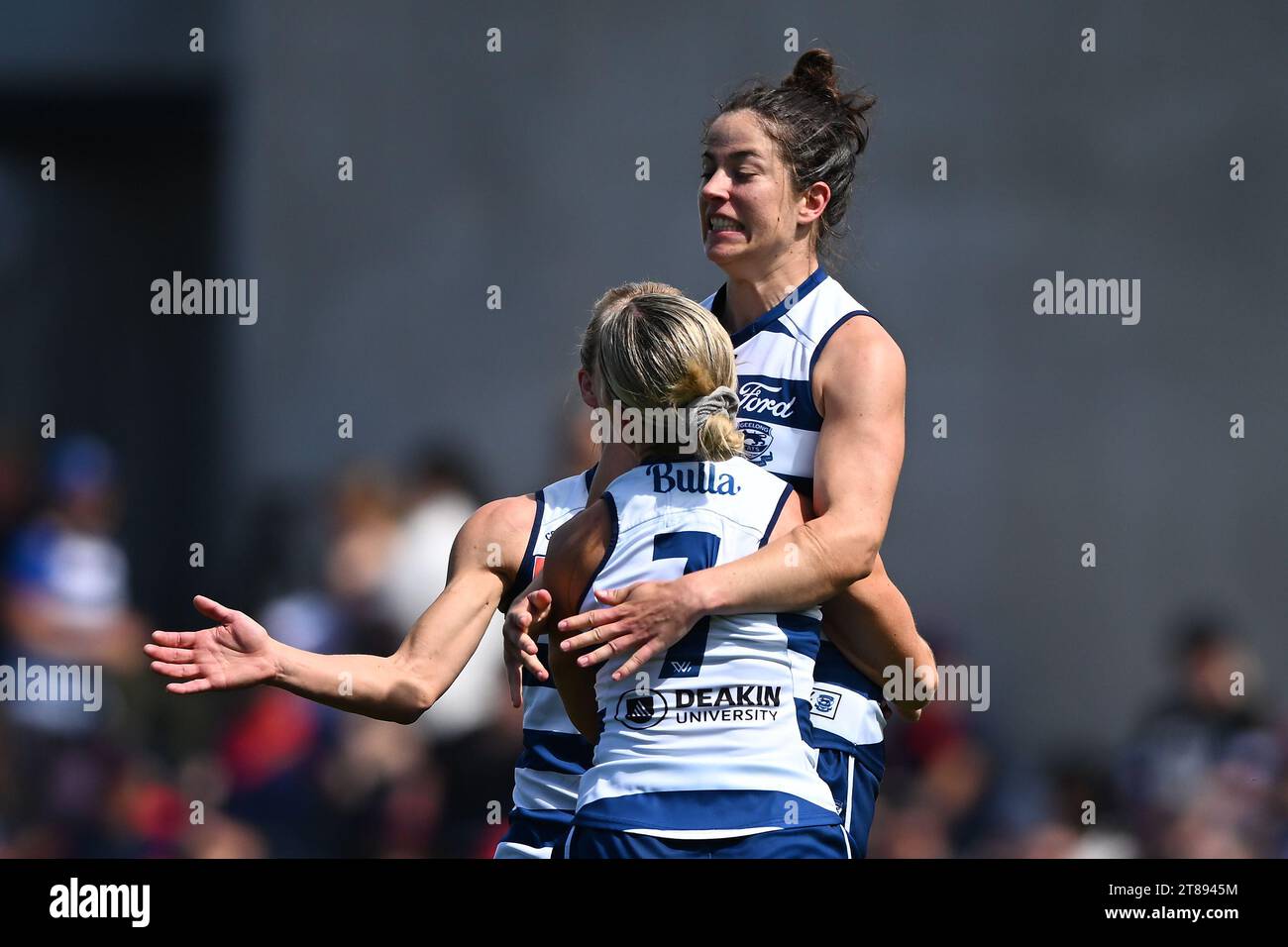 Melbourne, Australia. 19th Nov, 2023. Jacqueline Parry of Geelong ...