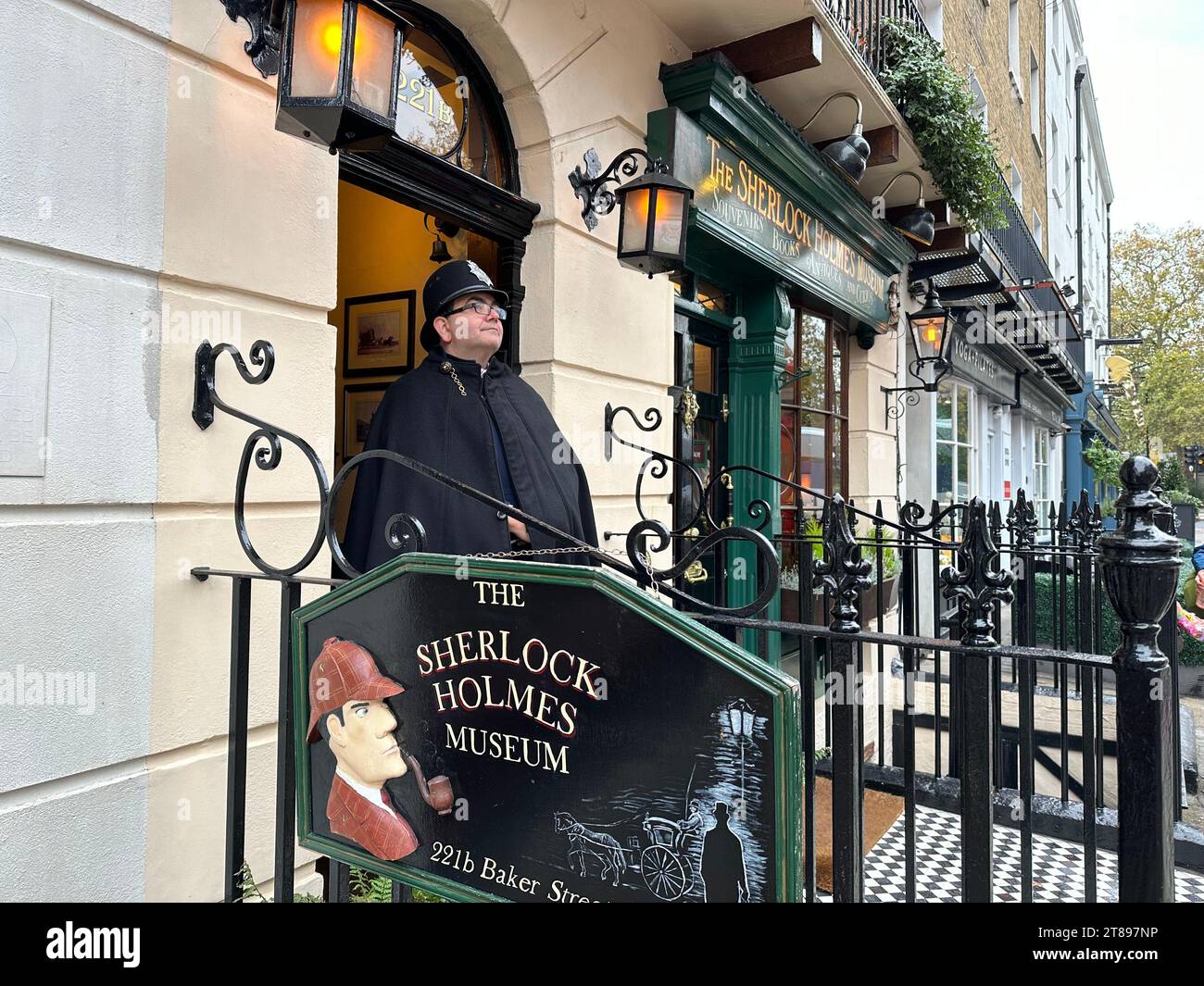 London, UK. 16th Nov, 2023. An employee dressed as a policeman stands ...