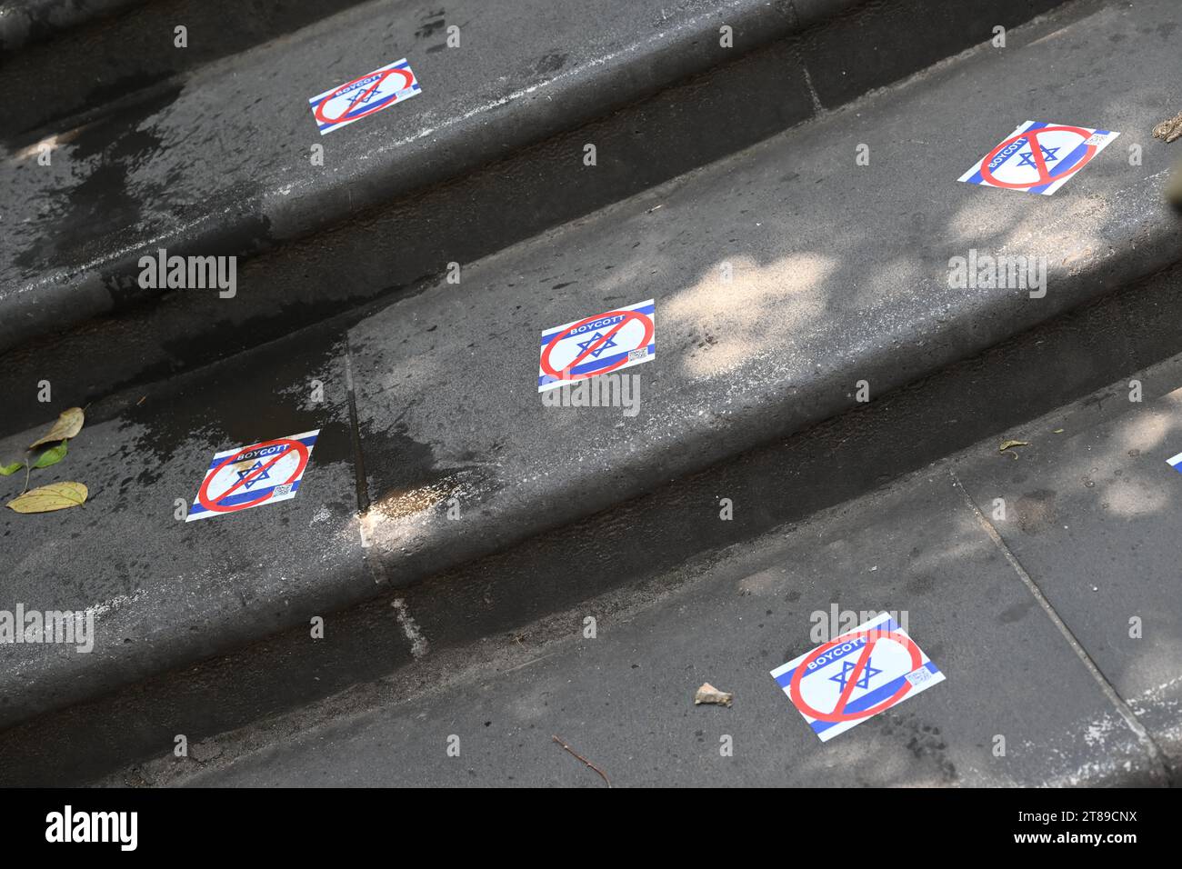 Boycott israel stickers australia hi-res stock photography and images ...