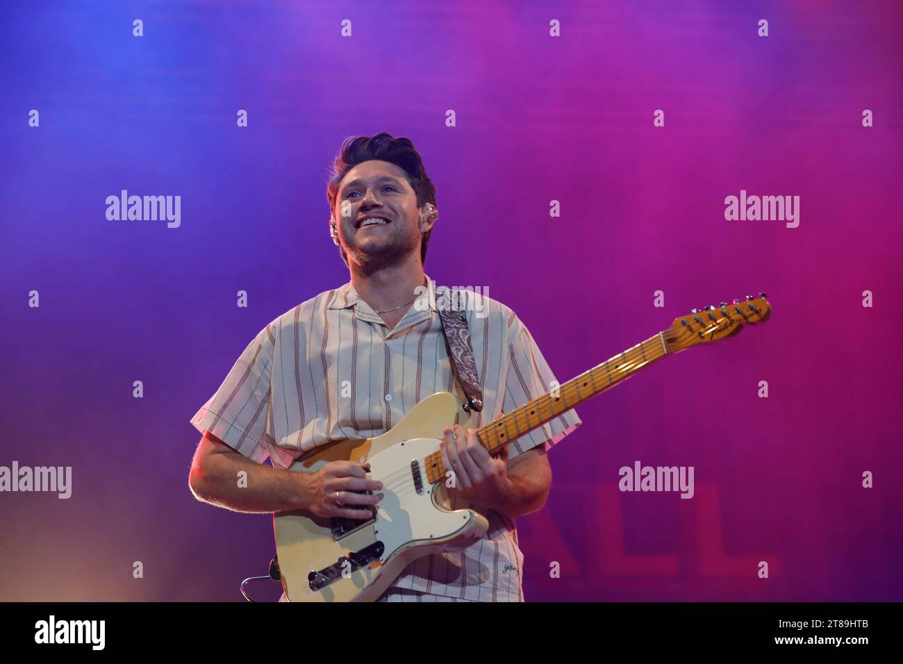 Niall horan on stage 2023 hi-res stock photography and images - Alamy