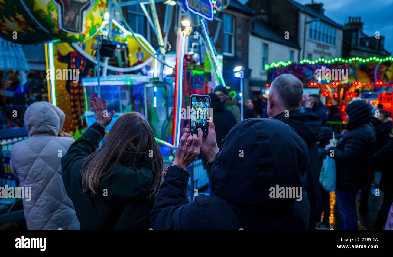 Funfair stalls annual fair hi-res stock photography and images - Alamy