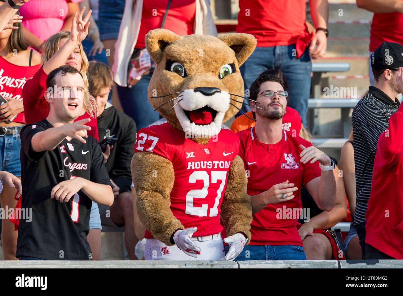 November 18, 2023: Houston Cougars fans and mascot Shasta during a game ...