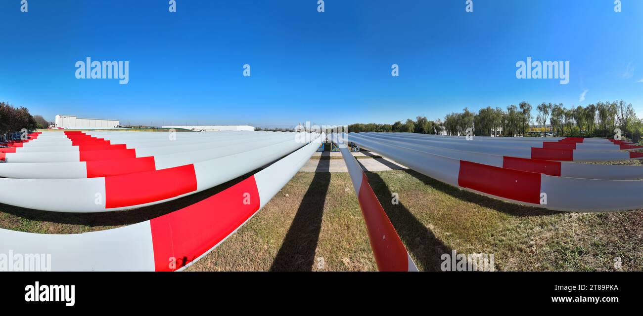 YANCHENG, CHINA - NOVEMBER 18, 2023 - An aerial photo shows a batch of ...