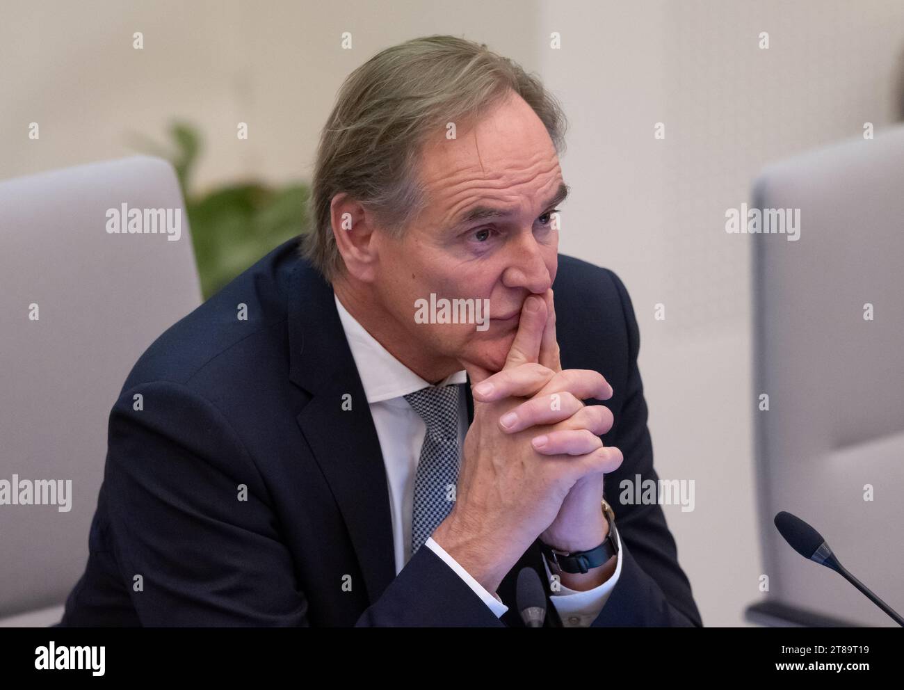 Lord mayor leipzig burkhard jung hi-res stock photography and images ...