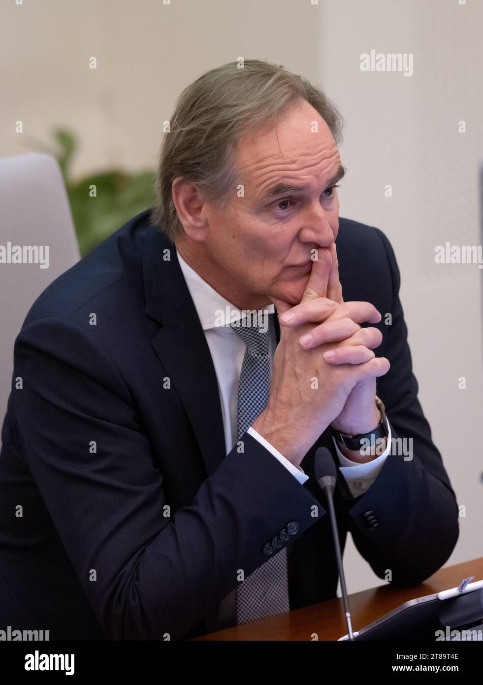 Lord mayor leipzig burkhard jung hi-res stock photography and images ...