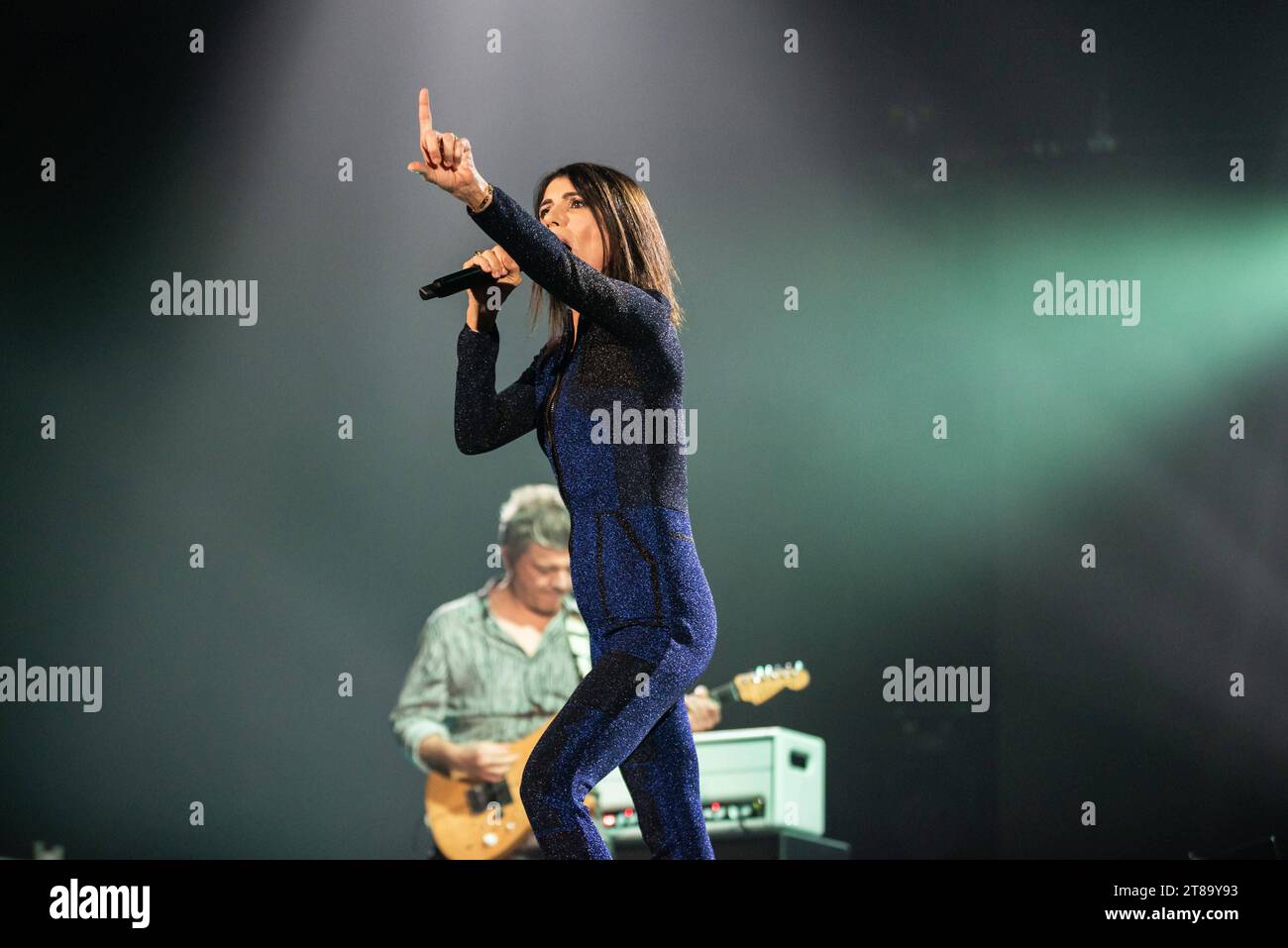 Italian singer Music Concert - Giorgia - Blu Live Palasport Giorgia ...