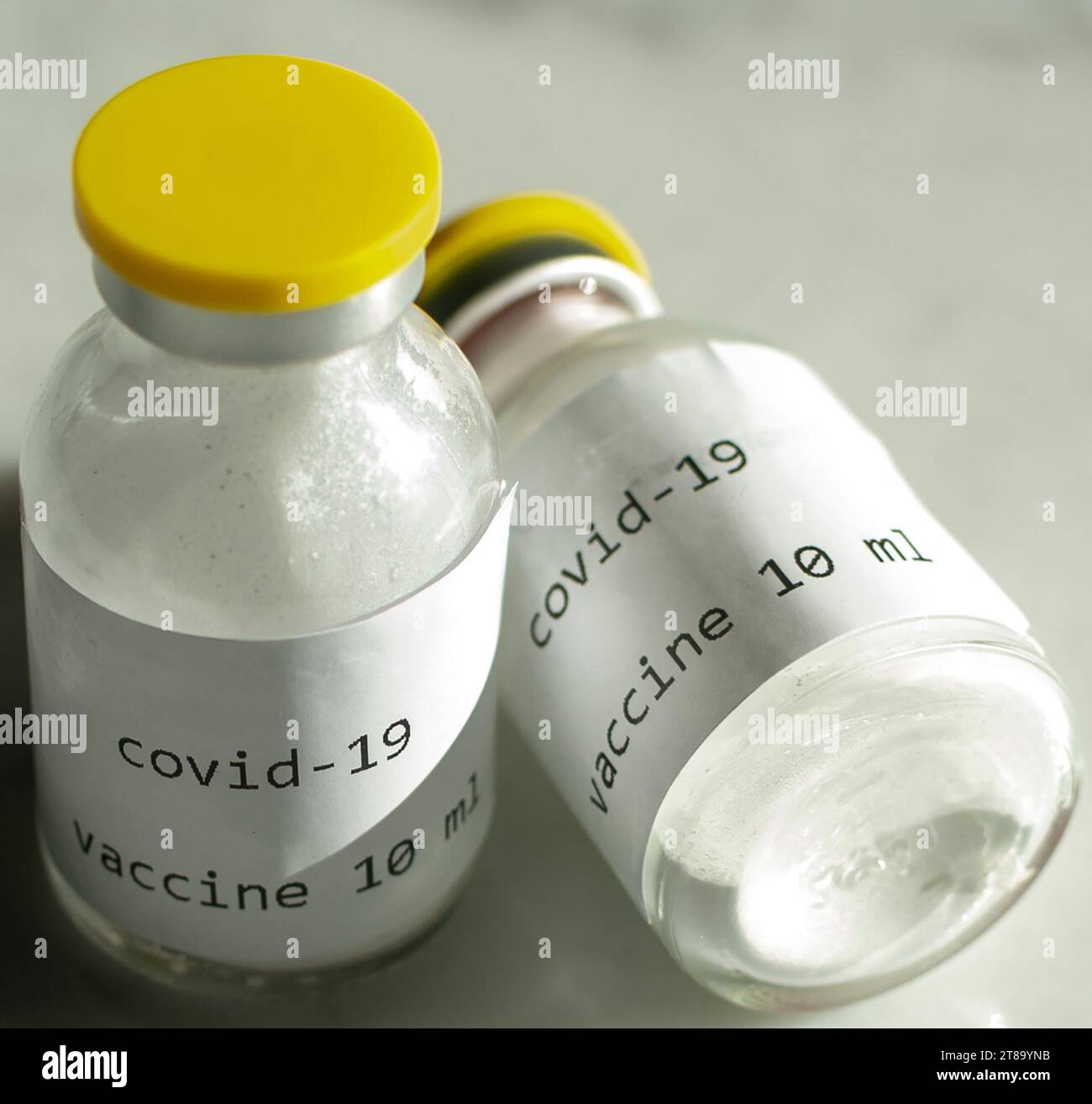 Flu virus vaccine pharmacological laboratory hi-res stock photography ...