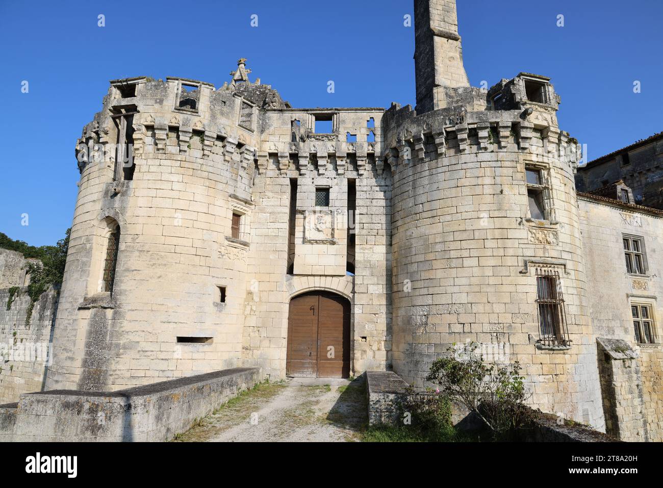 The Château de Mareuil in Périgord Vert. It is a lowland fortified ...