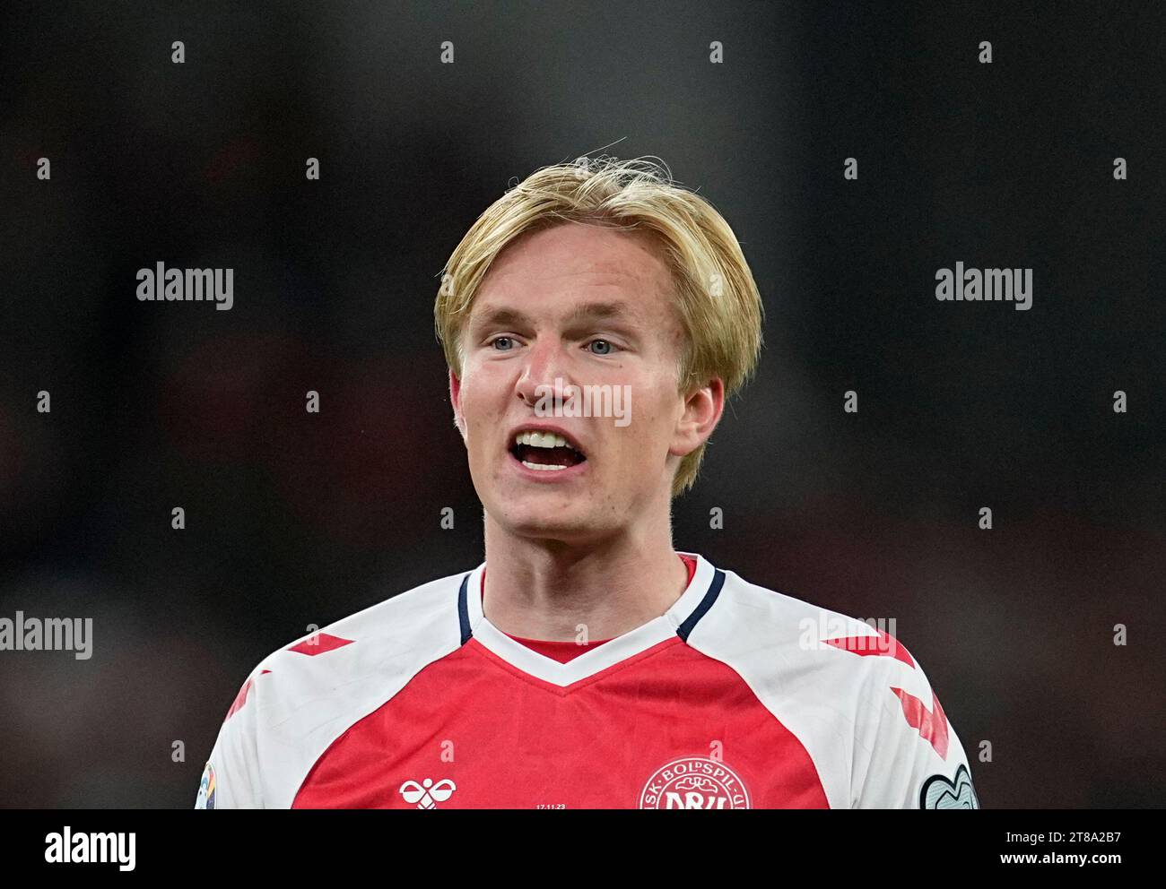 Parken, Copenhagen, Denmark. 17th Nov, 2023. Victor Kristiansen ...