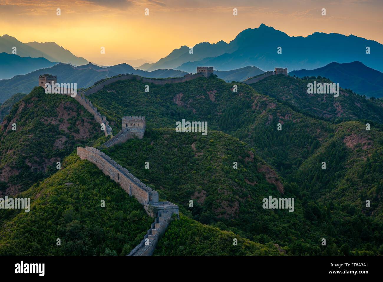 The Great Chinese Wall at Jinshanling Stock Photo - Alamy