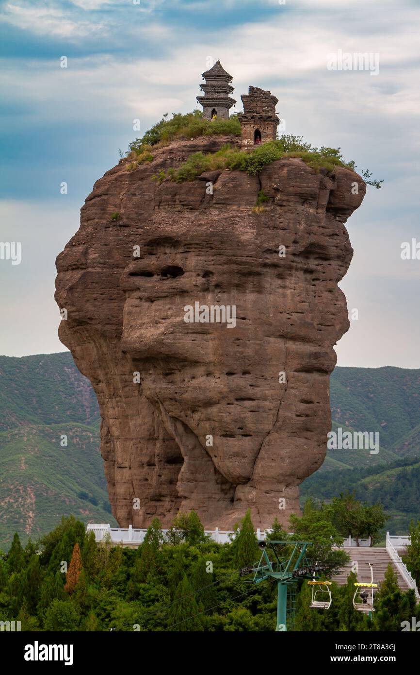 Two pagoda peaks hi-res stock photography and images - Alamy