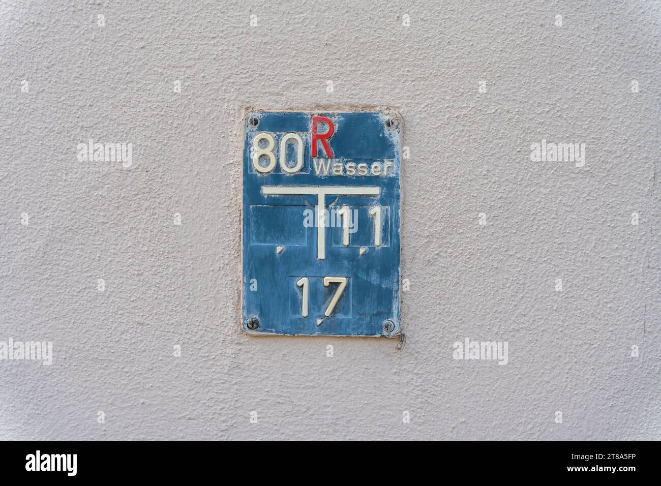 Hydrant symbol plate hi-res stock photography and images - Alamy