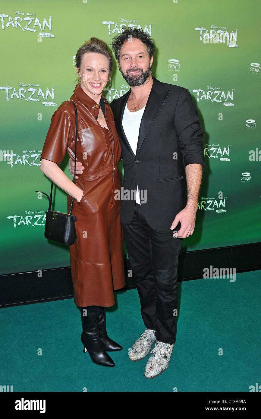 Premiere: TARZAN . John Vooijs und Jennifer van Brenk anläßlich der ...