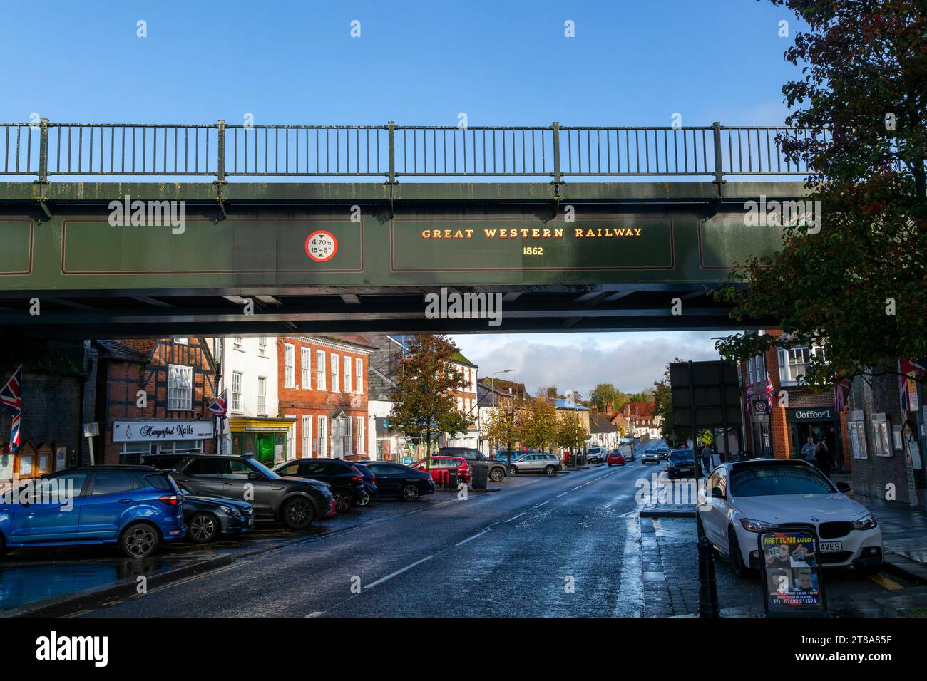 Great Western Railway rail bridge 1862 crossing the High Street ...