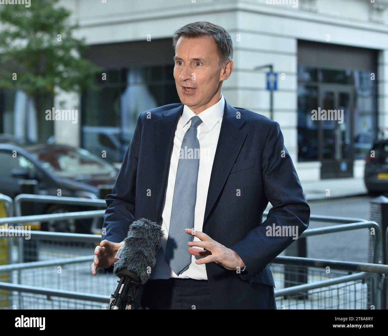 London, England, UK. 19th Nov, 2023. Chancellor JEREMY HUNT seen being ...